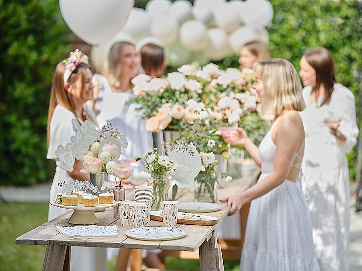 Wedding and party accessories store